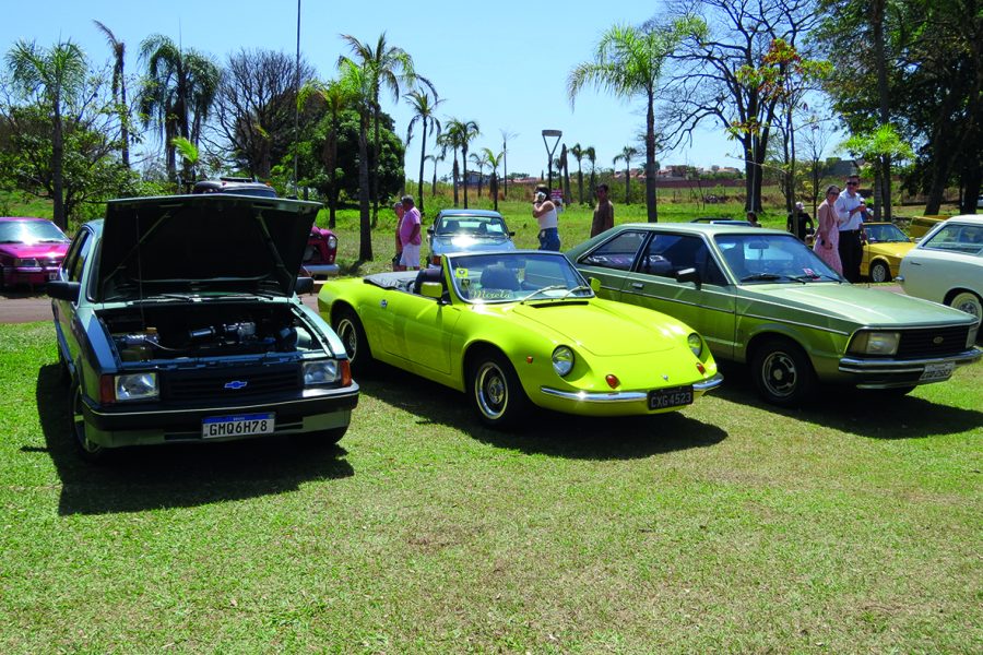 Encontro de Carros Antigos conta histórias e encanta os visitantes – A ...